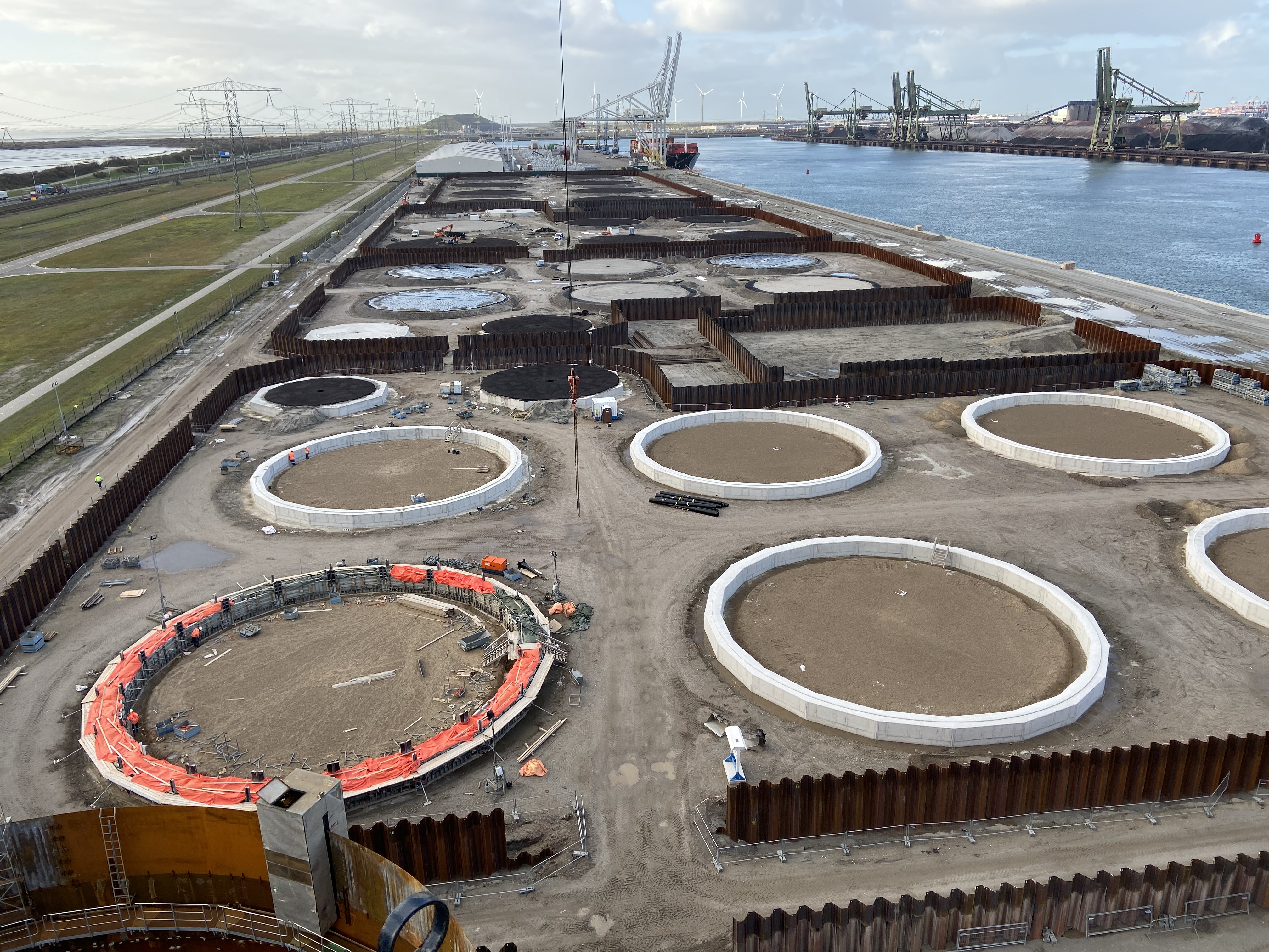 HES Hartel Tank Terminal | Ballast Nedam Industriebouw